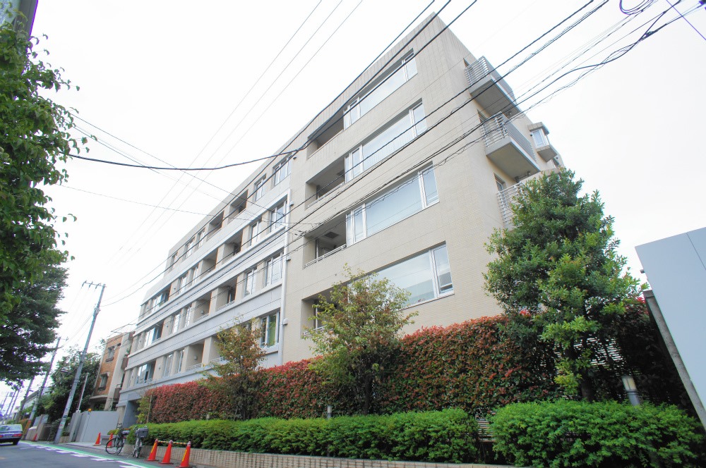 Park House Ichigaya-nakanocho - Luxury Apartment for Rent in Shinjuku ...