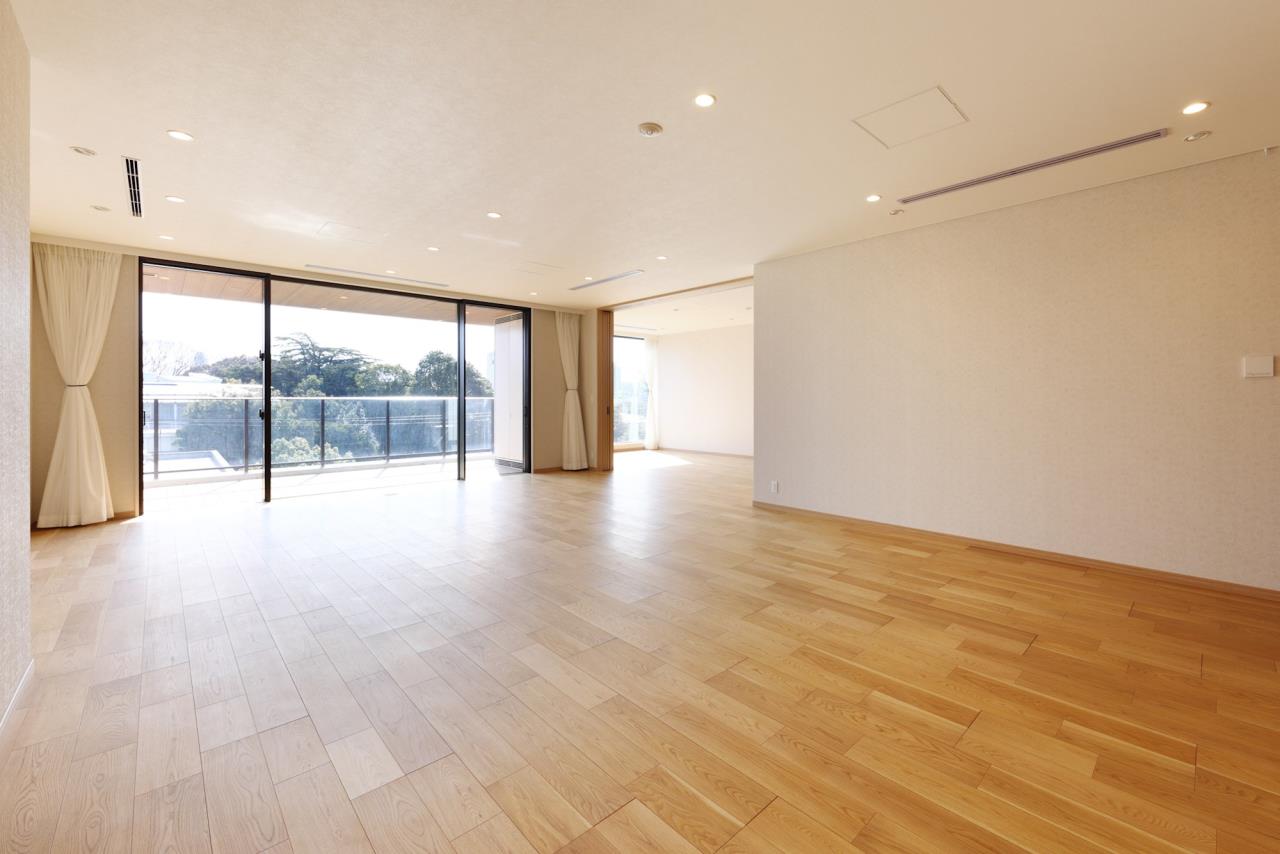 Homat Sharon - Luxury Apartment for Rent in Minato-ku, Tokyo - PLAZA HOMES