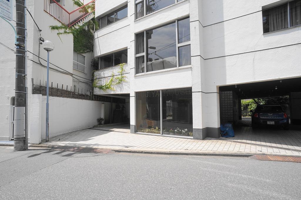 FUJIYA HOUSE - Luxury Apartment for Rent in Minato-ku, Tokyo - PLAZA HOMES