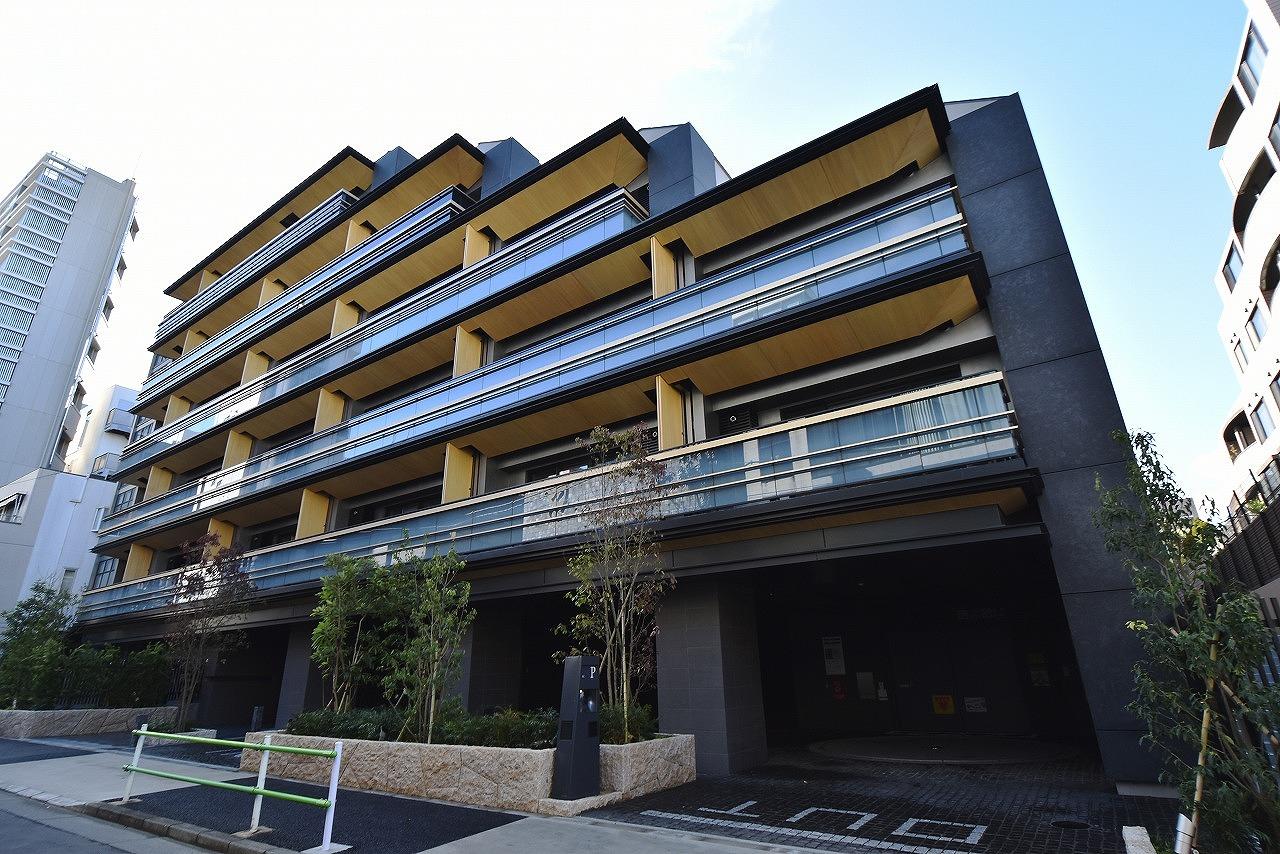 Park Axis Premier Minami-aoyama 5-chome - Luxury Apartment for Rent in ...