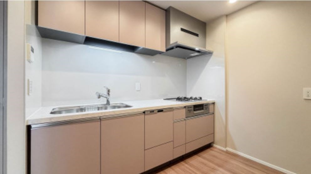 Park Tower Gransky 28F - 2BR + 1Storage | Condominium for Sale in Tokyo ...